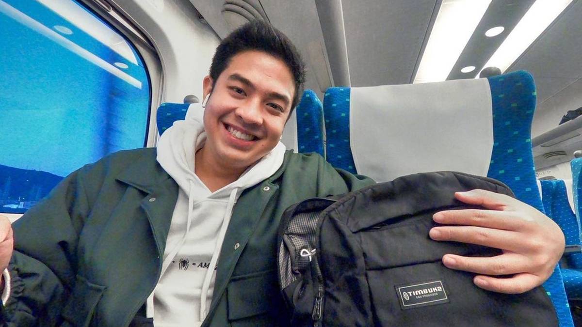 Tunjukkan Cara Unik Makan Onigiri, Jerome Polin Sukses Buat Netizen ... Tunjukkan Cara Unik Makan Onigiri, Jerome Polin Sukses Buat Netizen ...