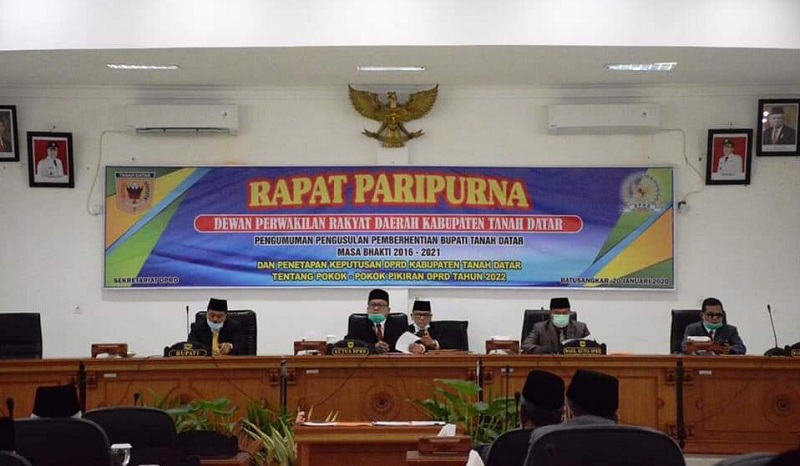 DPRD Gelar Paripurna Pengusulan Pemberhentian Bupati dan Wakil Bupati Tanah Datar