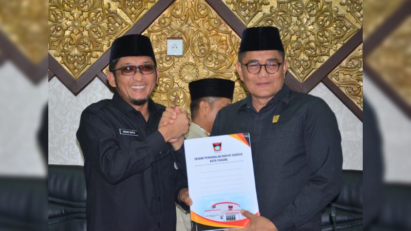 DPRD Kota Padang dan Pemko Sepakati APBD Perubahan 2022