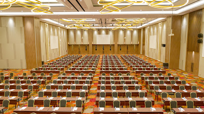 Ingin Bikin Acara di Padang? Ini Empat Hotel dengan Fasilitas Ballroom ...