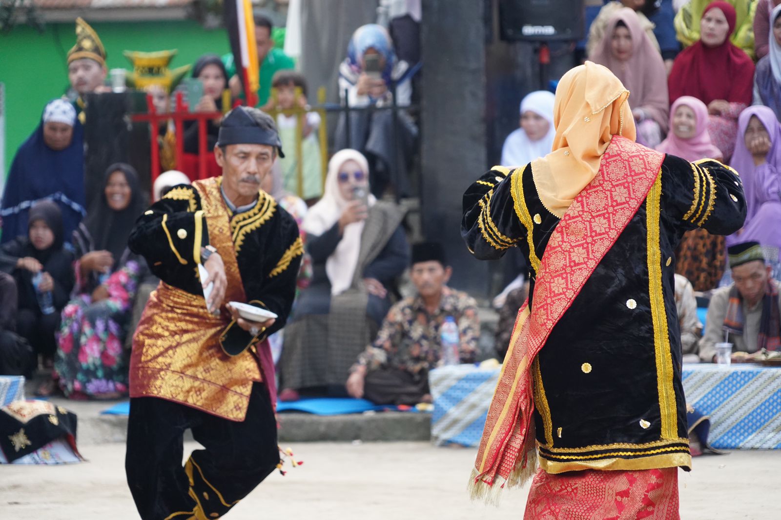 Ini Tradisi Masyarakat Sungai Tarab Tanah Datar dalam Menyambut Bulan ...