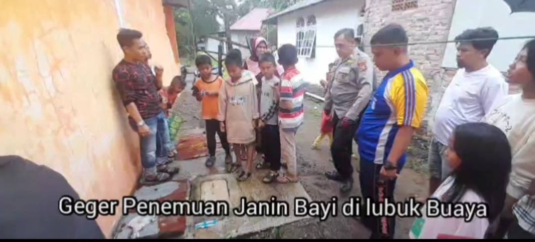 Warga Koto Tangah Kota Padang Geger Penemuan Janin Bayi Warga Koto Tangah Kota Padang Geger Penemuan Janin Bayi
