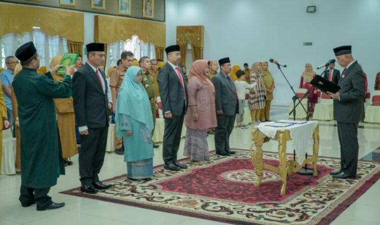 Ini 5 Pejabat Eselon II yang Dilantik Gubernur Mahyeldi, 2 Jabatan di ...