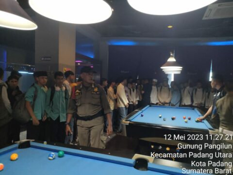 54 Pelajar Diangkut Satpol PP Padang dari Game Station dan Tempat Biliar