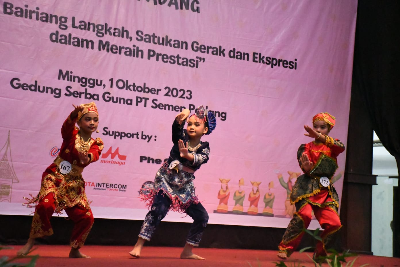 Lomba Tari Minang FKIKSP Sukses dan Meriah