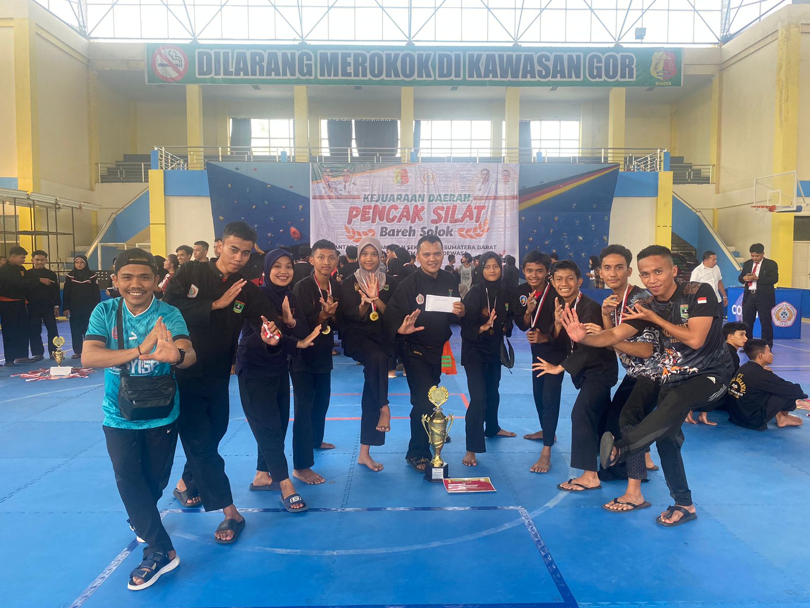 Perguruan Silek Sakato Semen Padang Juara Umum Kejurda Pencak Silat ... Perguruan Silek Sakato Semen Padang Juara Umum Kejurda Pencak Silat ...