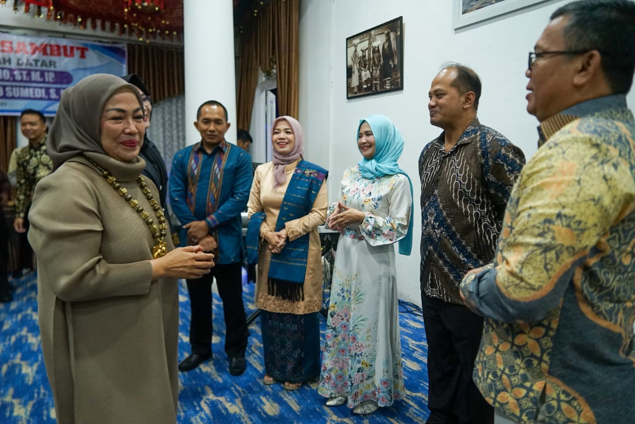 Jalinan Sinergi dan Kenangan Manis Warnai Malam Pisah Sambut Dandim 0307 Tanah Datar