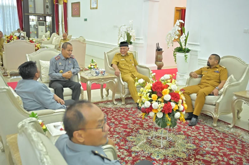Kakanwil Kemenkumham Sumbar Amrizal Berkunjung, Ini Harapan Gubernur ... Kakanwil Kemenkumham Sumbar Amrizal Berkunjung, Ini Harapan Gubernur ...