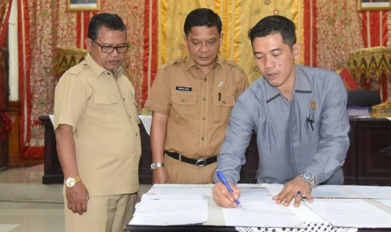 RPJPD Kota Pariaman Disahkan, Dewan Ingatkan soal Aset dan Sinkronisasi ...