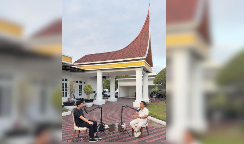 Vasko Tunjukkan Rumah Dinas Pakai Gonjong Khas Minangkabau, Timothy ...